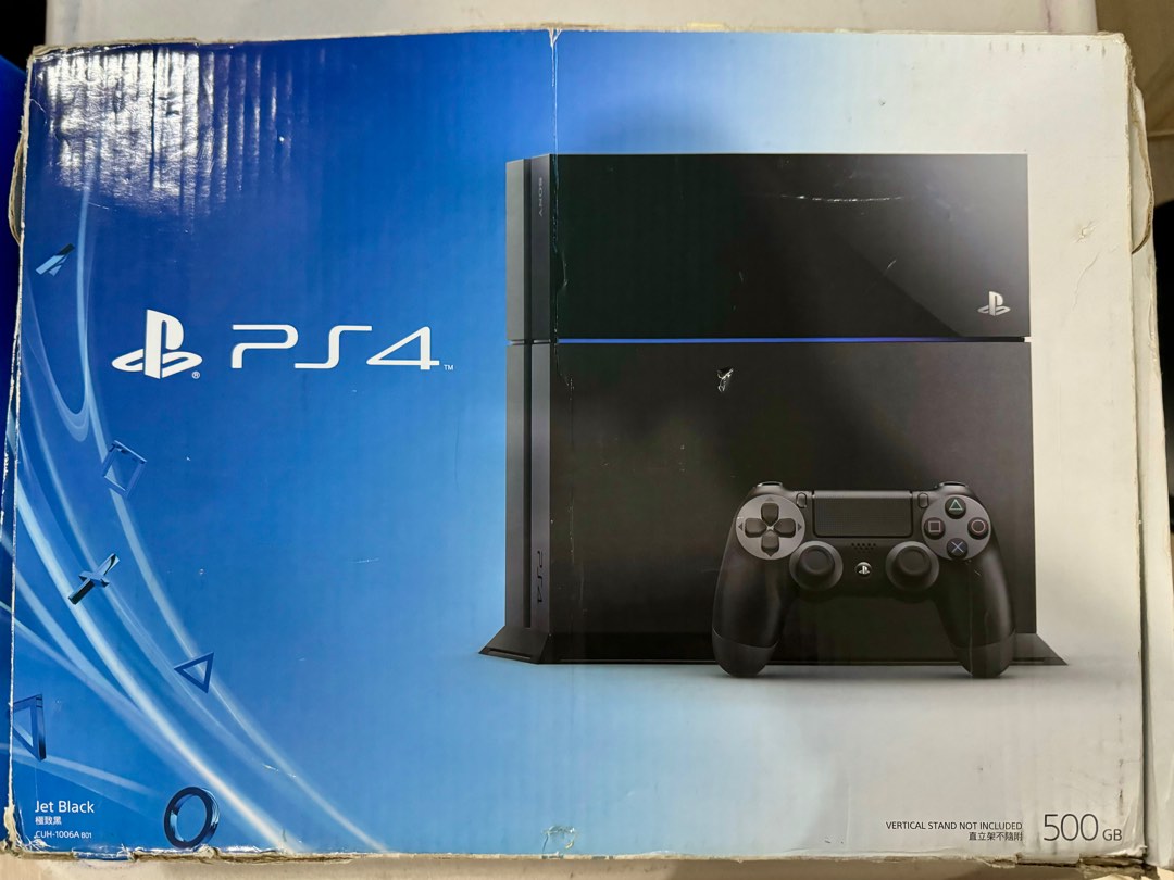 PS4 500gb with two orig controllers, Video Gaming, Video Game Consoles, PlayStation on Carousell