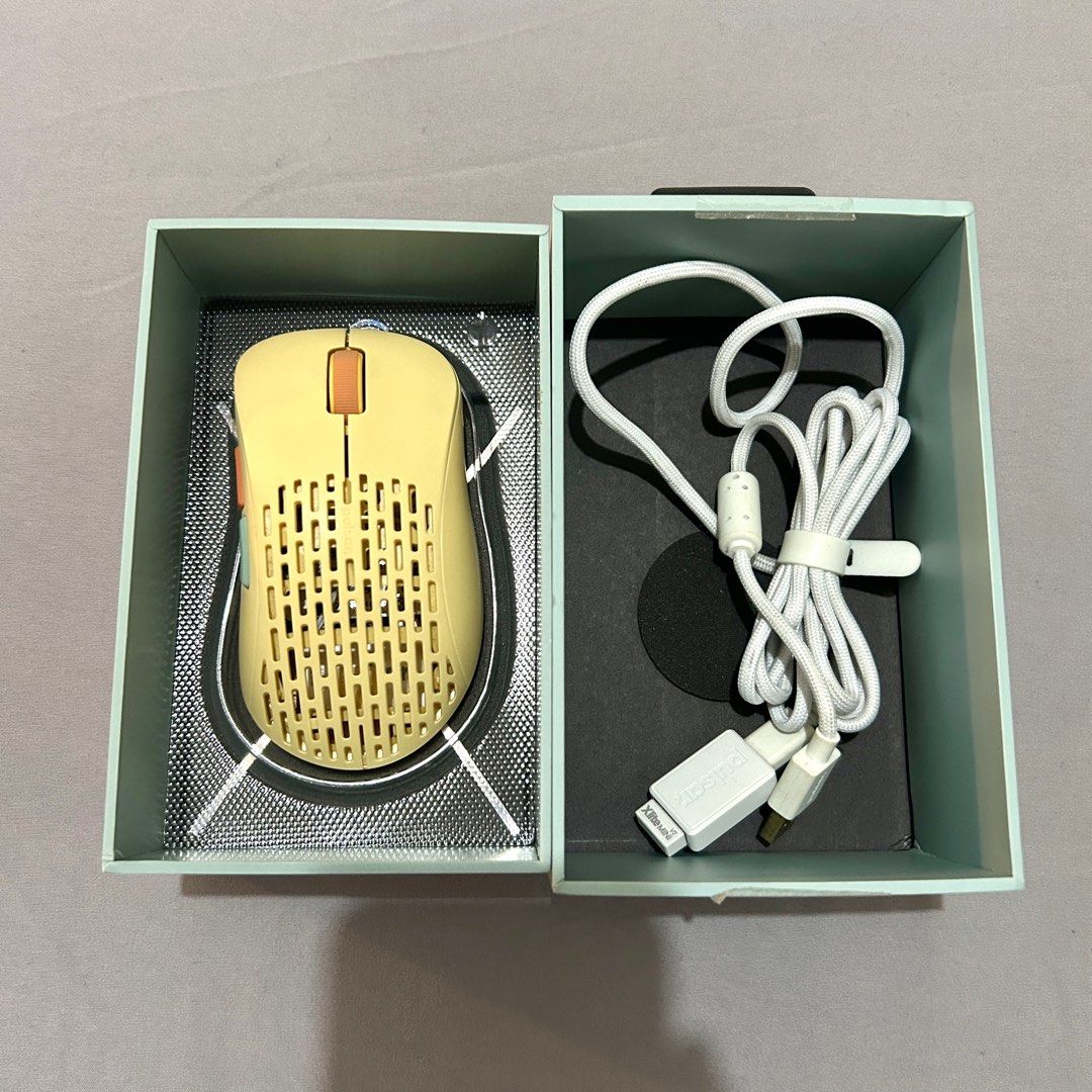 Pulsar Xlite V2 Mini Retro Edition Ultralight Ergonomic Wireless Gaming ...