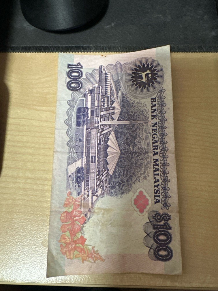RM100 old currency note, Hobbies & Toys, Collectibles & Memorabilia ...