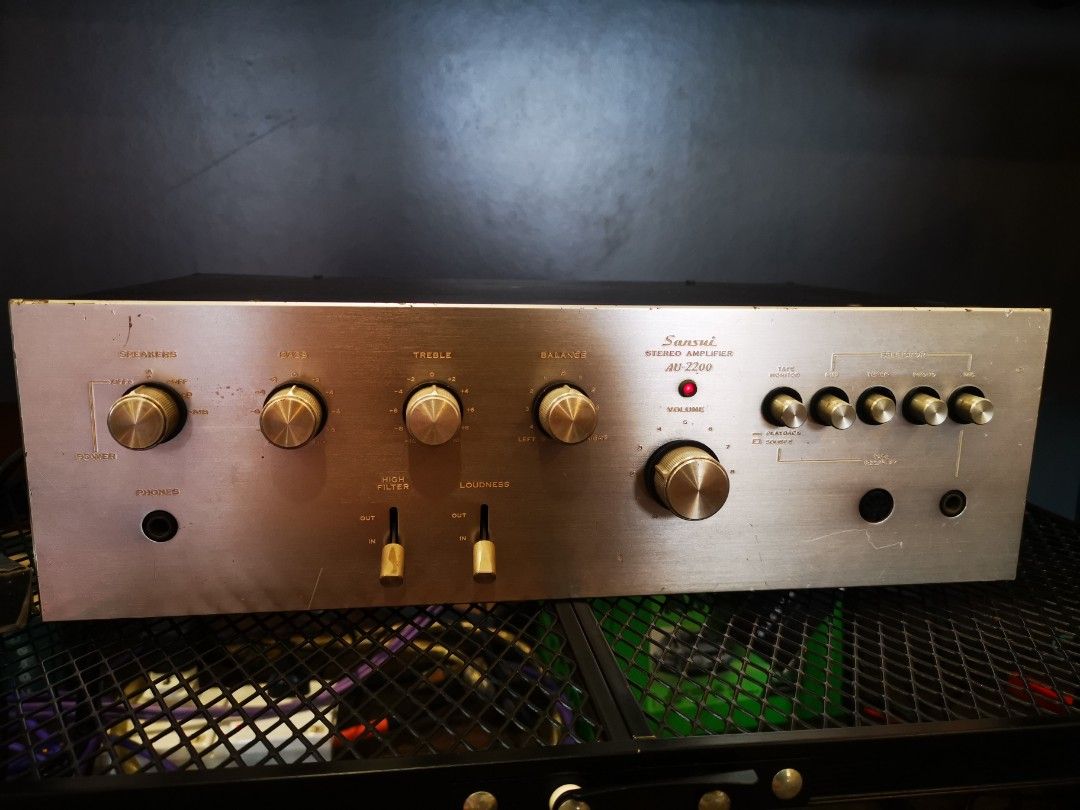 Sansui AU-2200 Stereo Amplifier, Audio, Other Audio Equipment on Carousell