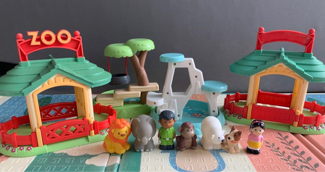 Set ELC Happyland Zoo, Toys & Collectibles, Mainan di Carousell