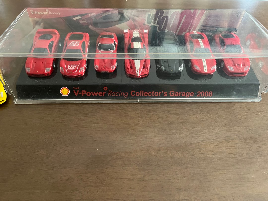 Shell Limited Addition Ferrari Set With Extra Ferrari FXX in Yellow ...