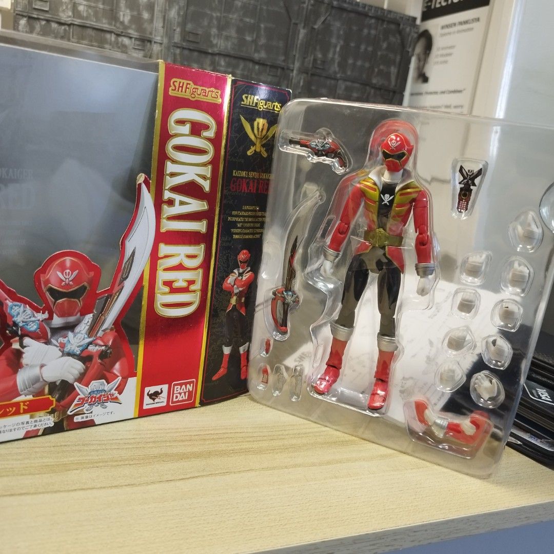 SHF Gokai Red & Darin Set SH Figuarts Kaizoku Sentai Gokaiger, Power Rangers Super Megaforce ...