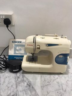 Semco Indigo 6 Sewing Machine White, Hobbies & Toys, Stationery & Craft ...