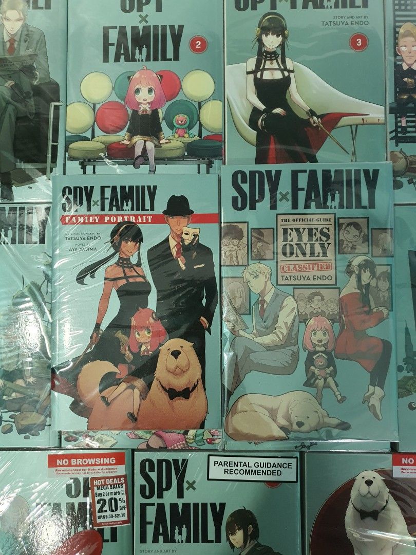Spy x Family manga volumes 1 to 11 (+extras), Hobbies & Toys, Books & Magazines, Comics & Manga ...