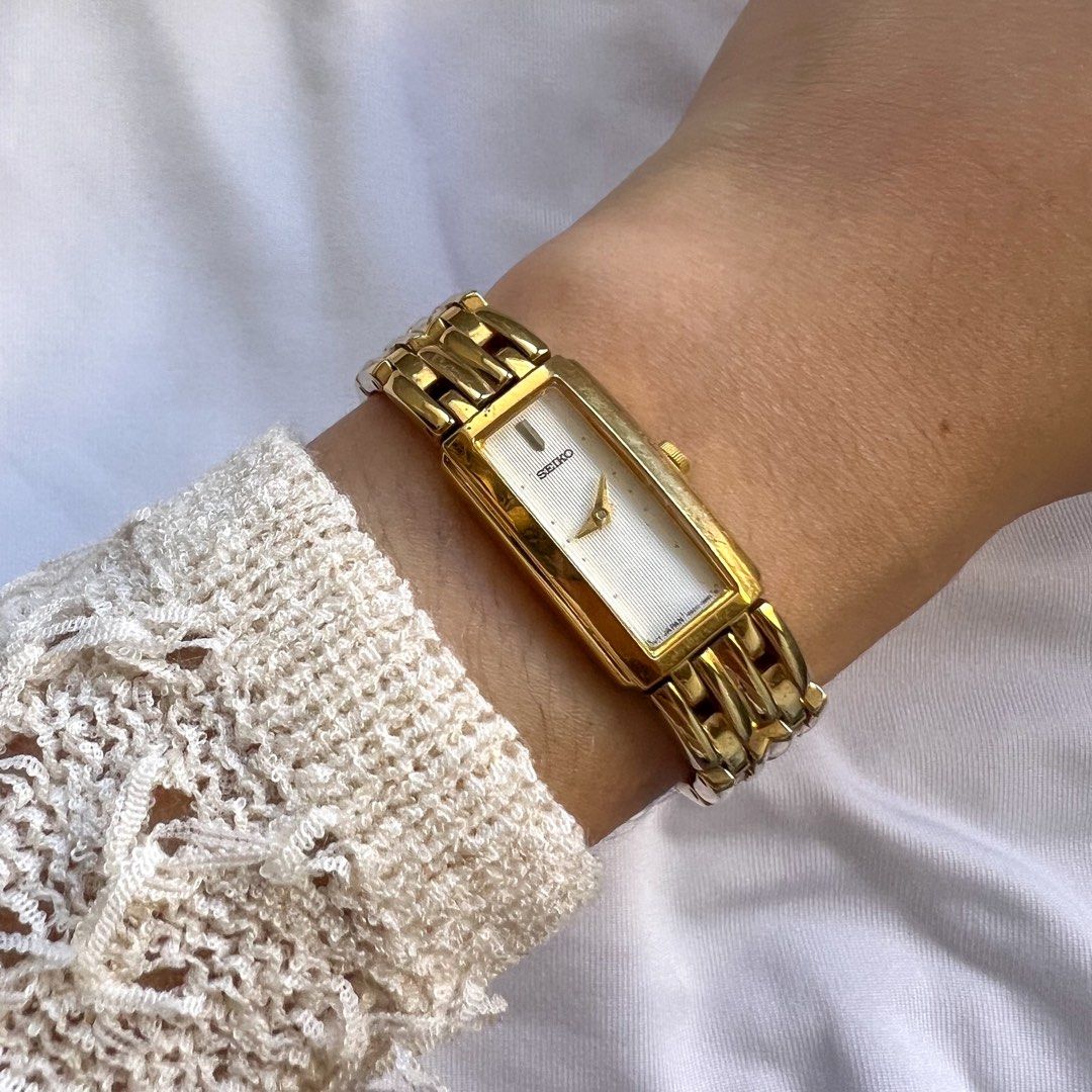 [INVENTORY SALE] Vintage 90s Ladies Seiko in Rectangle White Dial Gold ...