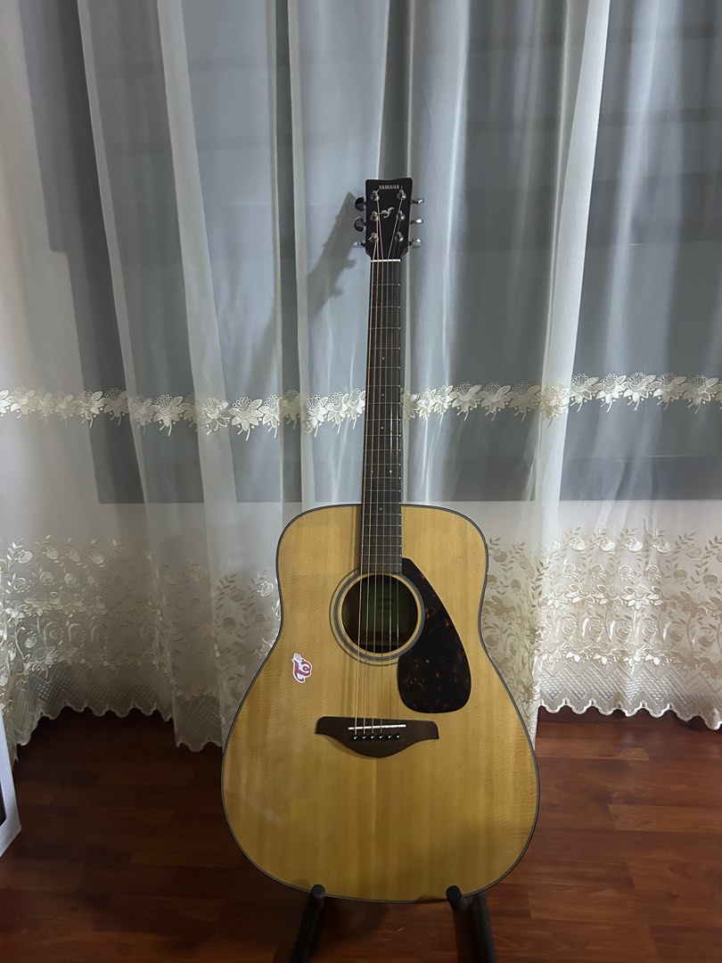 Yamaha FG 800 Guitar, Hobbies & Toys, Music & Media, Musical ...