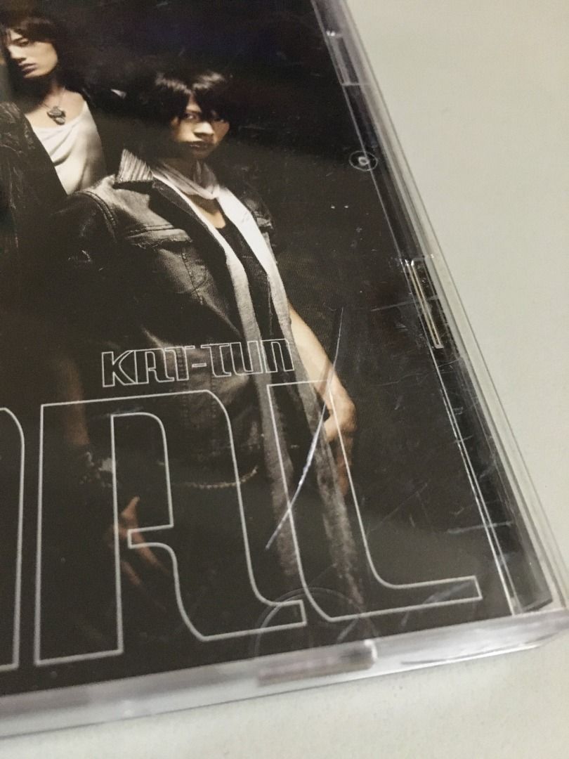 ＊出清100＊KAT-TUN SIGNAL 初回版CD+DVD 龜梨和也 赤西仁 田口淳之介 田中聖 上田龍也 中丸雄一, 書籍、休閒與玩具, 樂器、音樂相關, CD、DVD在旋轉拍賣