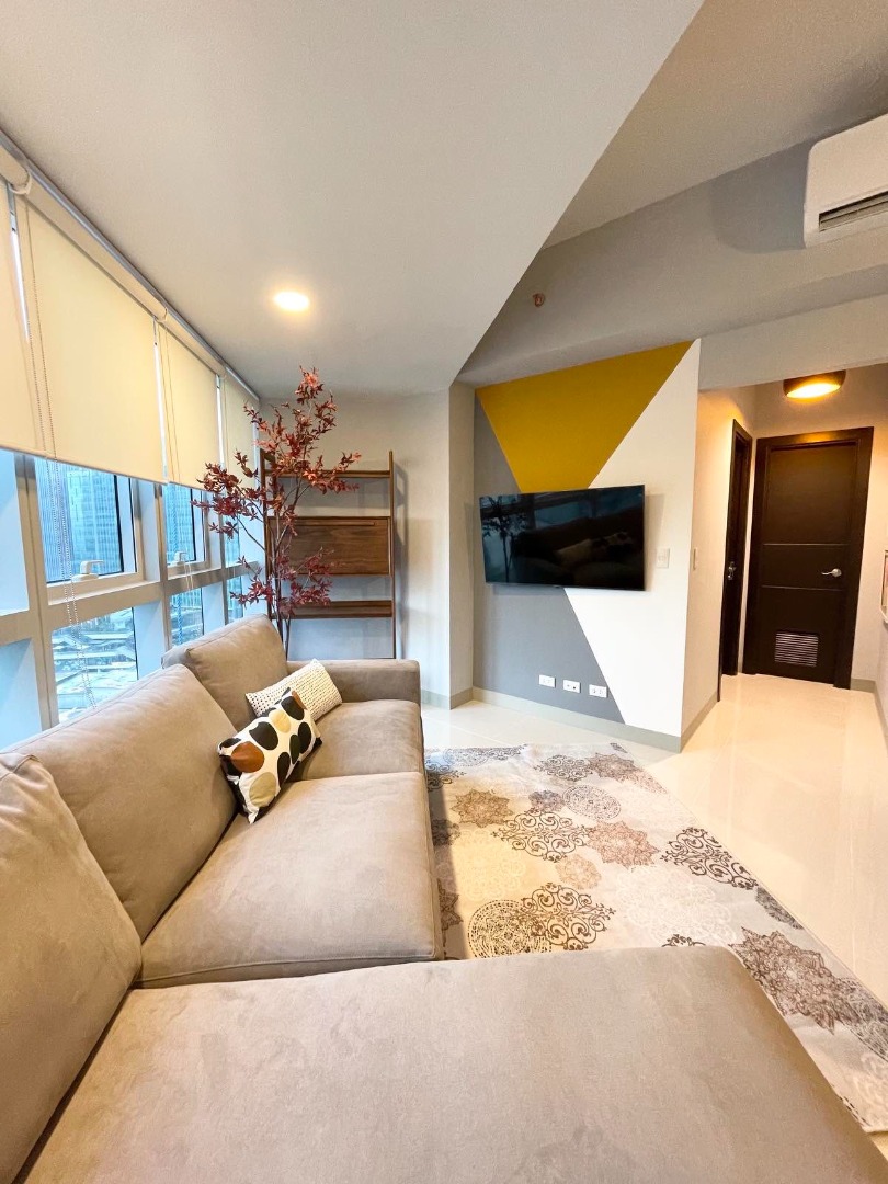 Balmori suites by rockwell land 5 bedroom unit biggest cut rockwell ...