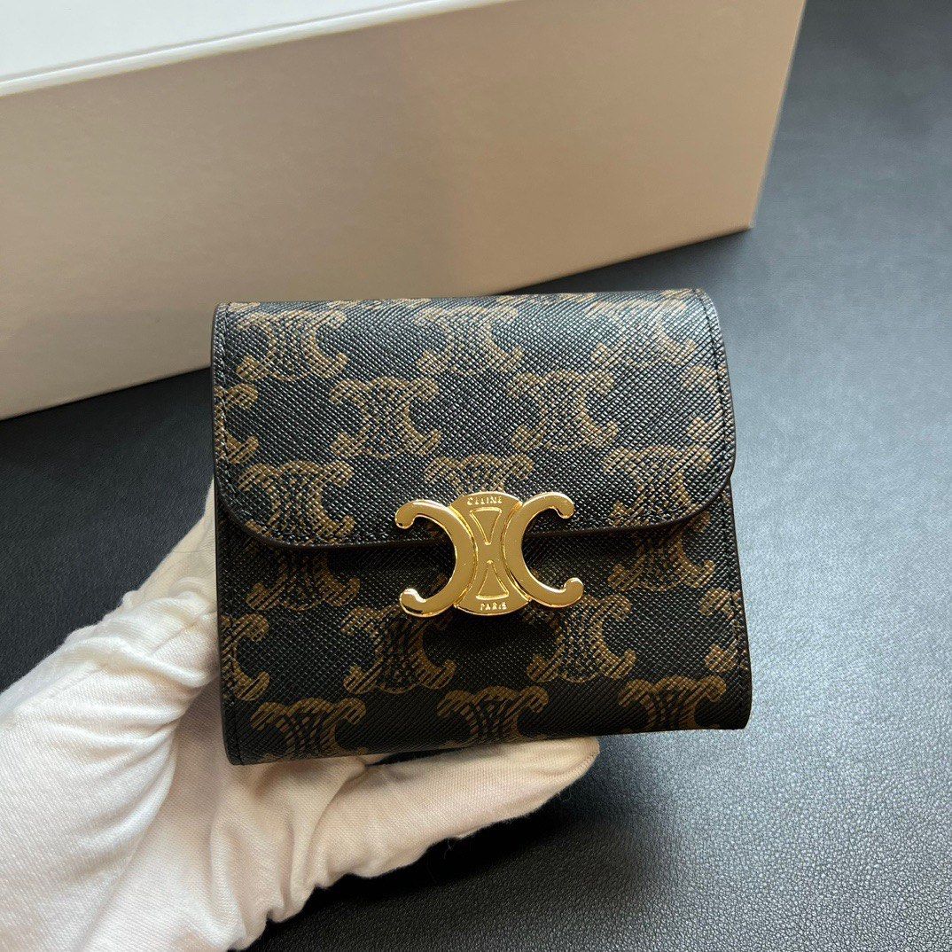 C Wallet Full set, Luxury, Bags & Wallets on Carousell
