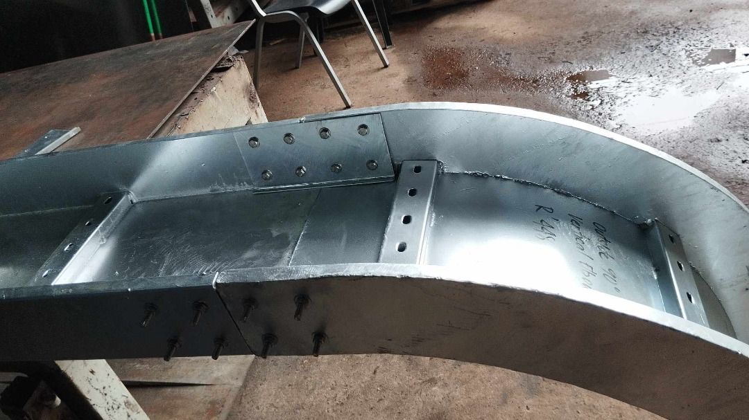 Cable tray fabricator wireway with rungs HDG metalworks, Commercial ...