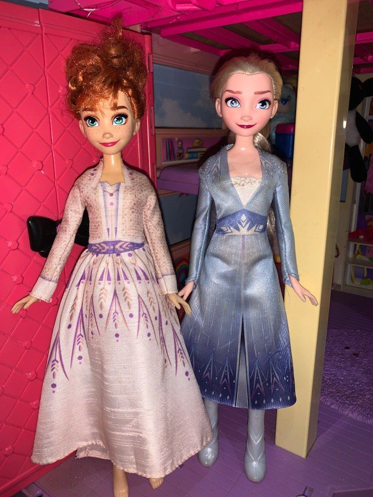 Frozen 2 dolls, Hobbies & Toys, Toys & Games on Carousell