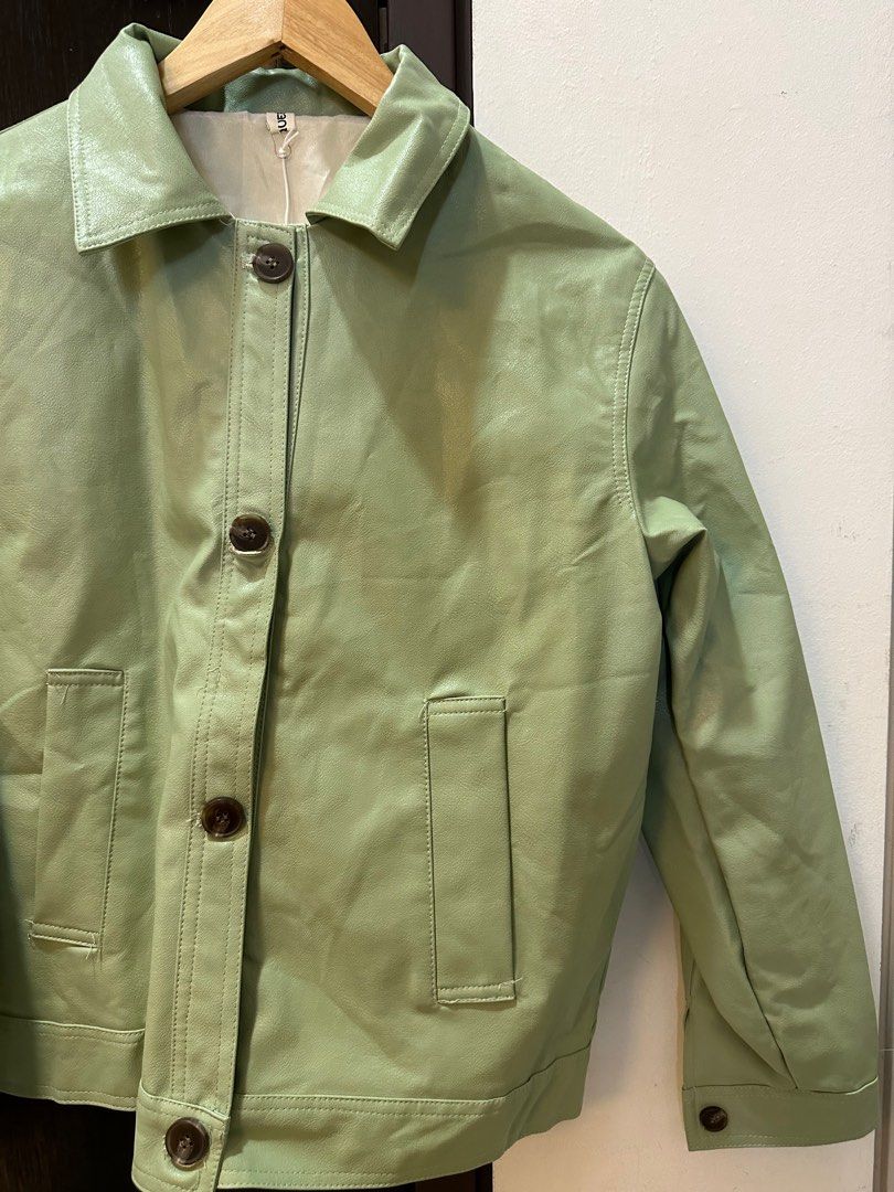 Green crop jacket, Women's Fashion, Coats, Jackets and Outerwear on ...