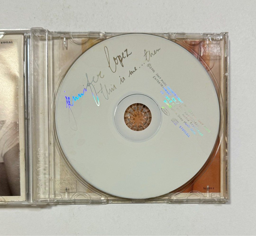 Jennifer Lopez CD, Hobbies & Toys, Music & Media, CDs & DVDs on Carousell