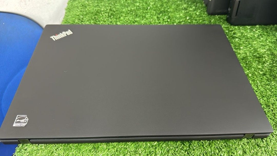 Lenovo p14s I7-10gen 16/ 256gb SSD 14” touchscreen IPs 2gb nvida ...