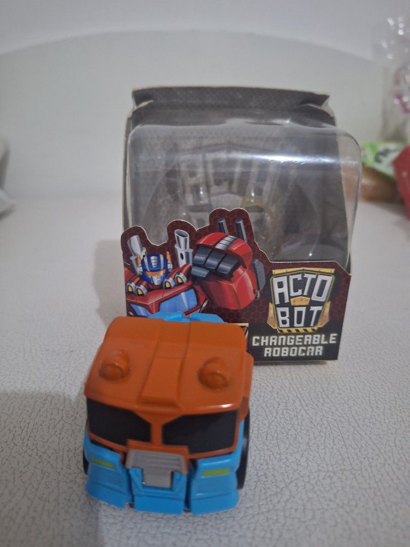 Miniso Robot car autobot, Toys & Collectibles, Mainan di Carousell