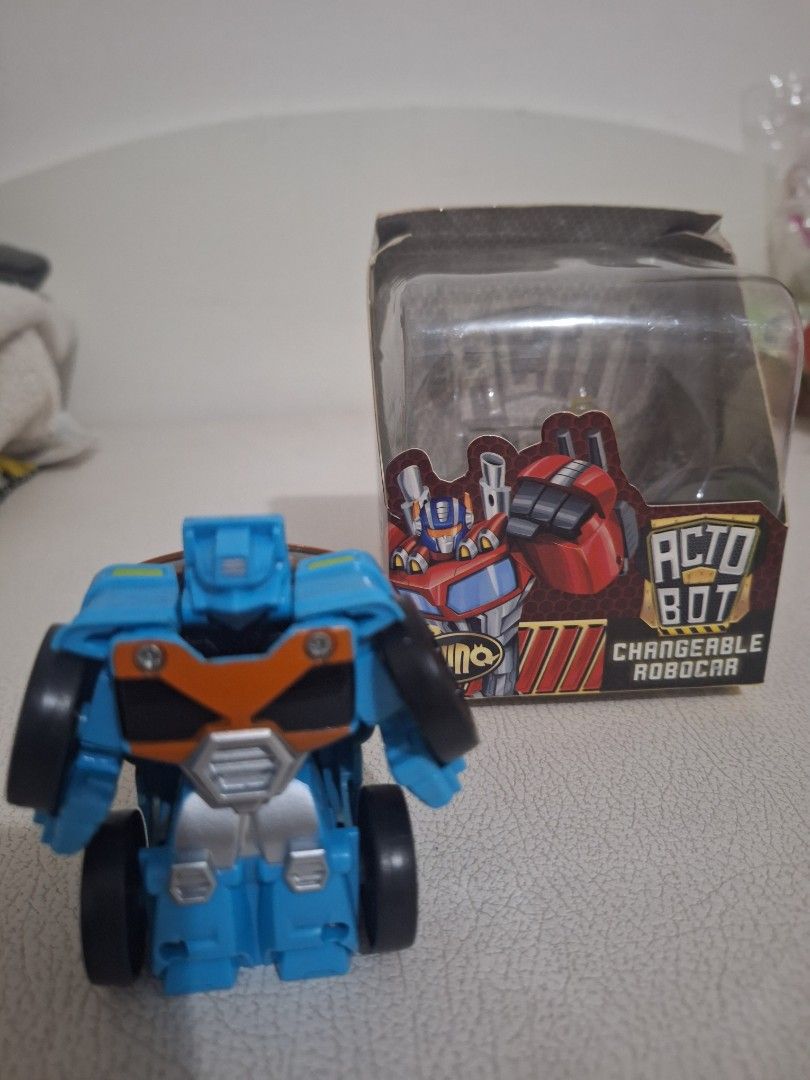 Miniso Robot car autobot, Toys & Collectibles, Mainan di Carousell