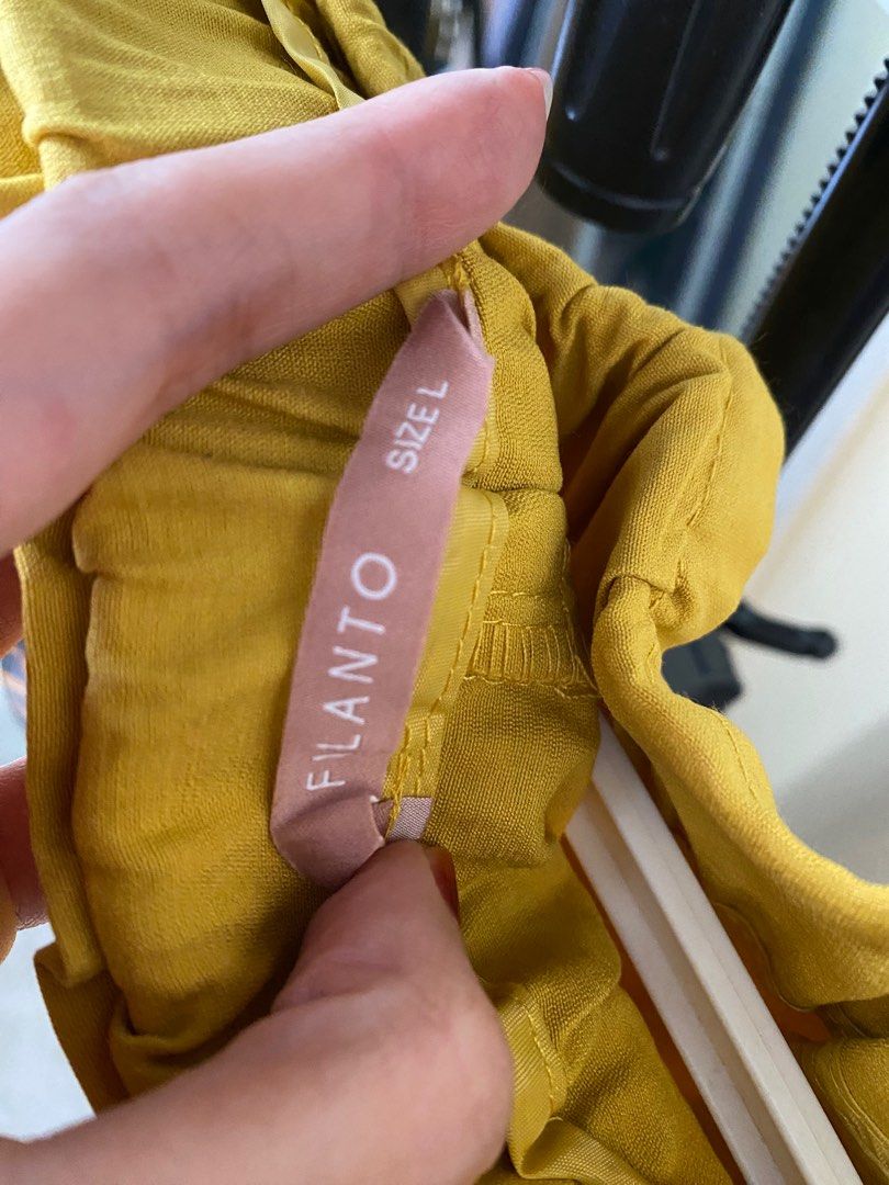 Palazzo Filanto, Women's Fashion, Bottoms, Other Bottoms on Carousell