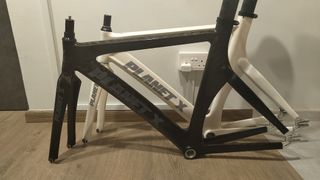 Look 564 Track frameset, Sports Equipment, Bicycles & Parts, Bicycles ...