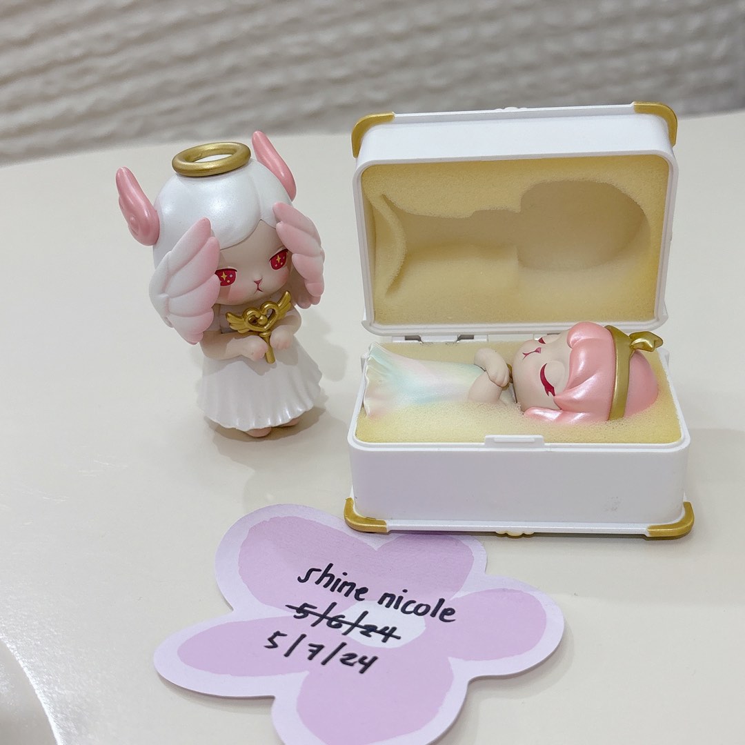 popmart set, Hobbies & Toys, Toys & Games on Carousell