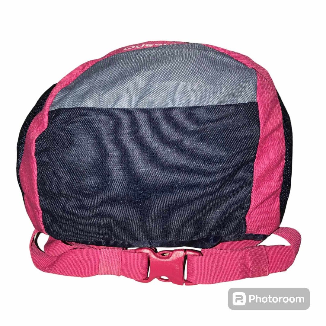 QUECHUA BAG, Fesyen Wanita, Tas & Dompet di Carousell