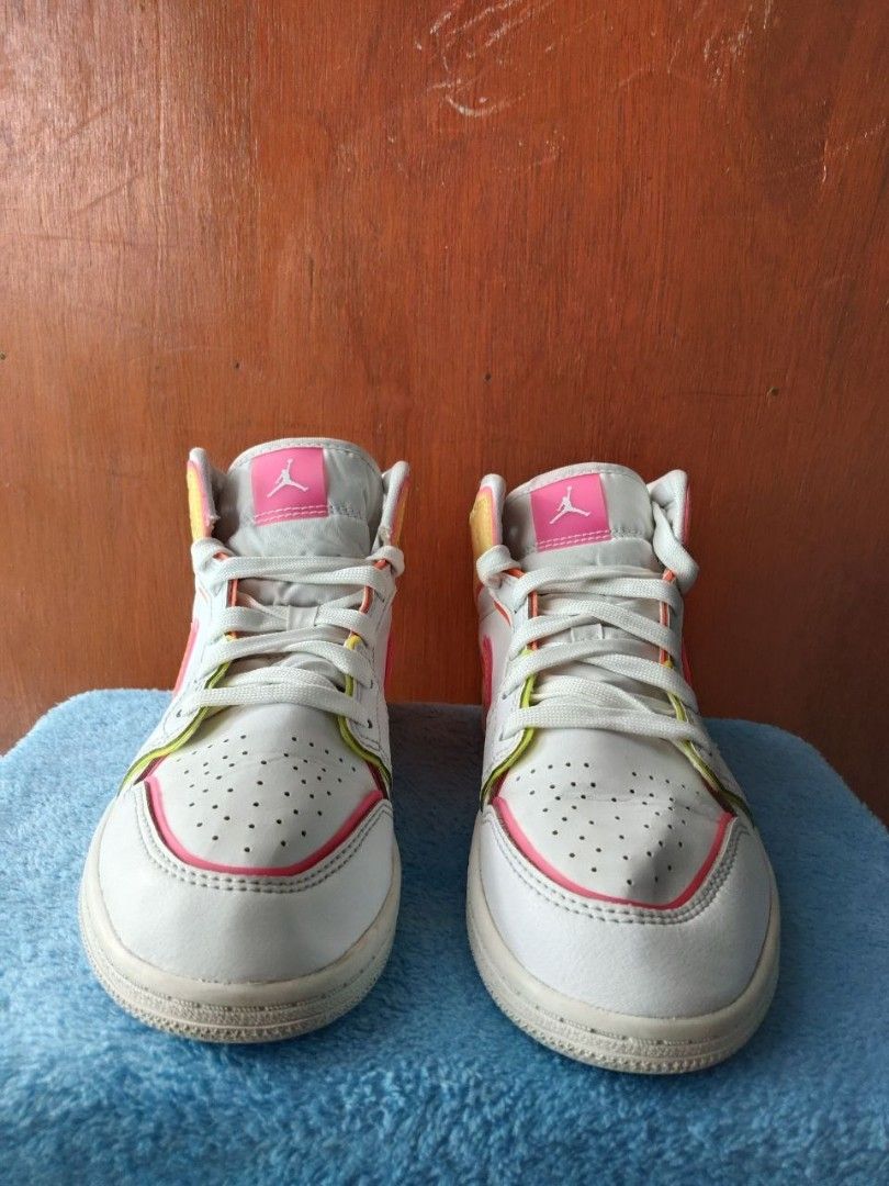 Sepatu Second Original Nike Air Jordan 1 Size 35/22cm, Fesyen Wanita ...