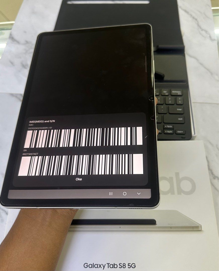 Tab S8 5G cel 8/128 +pensil &keyboard ory, Telepon Seluler & Tablet, Tablet di Carousell