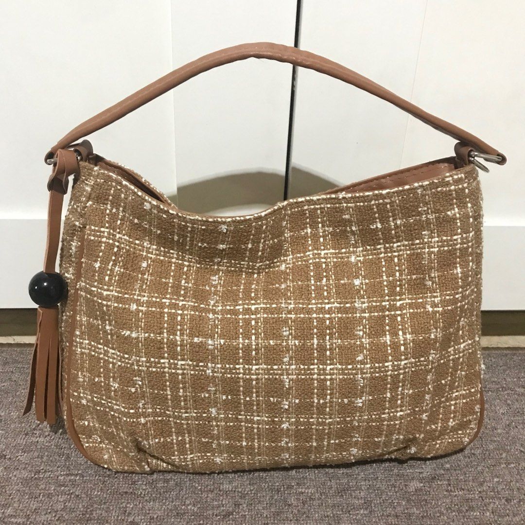Tas Tweed Hobo Bag Warna Coksu (baca diskripsi), Fesyen Wanita, Tas ...