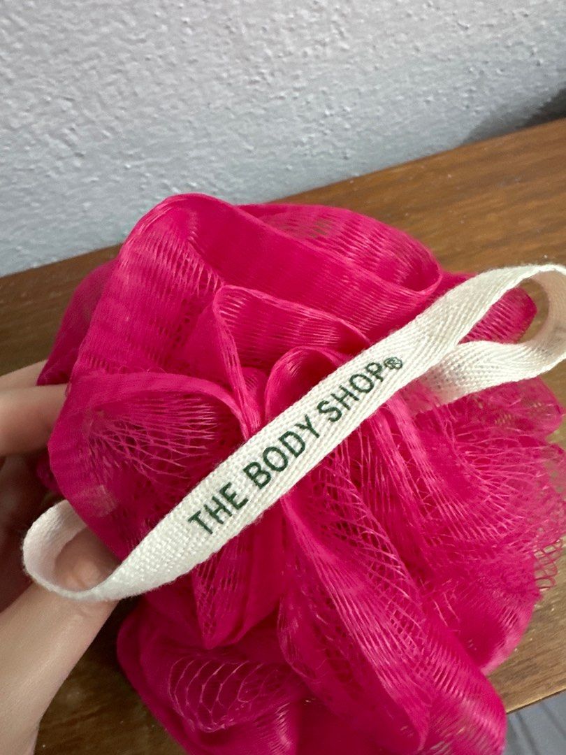 The Body shop sponge bath, Babies & Kids, Bathing & Changing, Bathtub ...