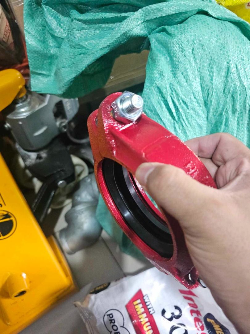 Victaulic Pipe Connector Coupling, Commercial & Industrial, Industrial ...