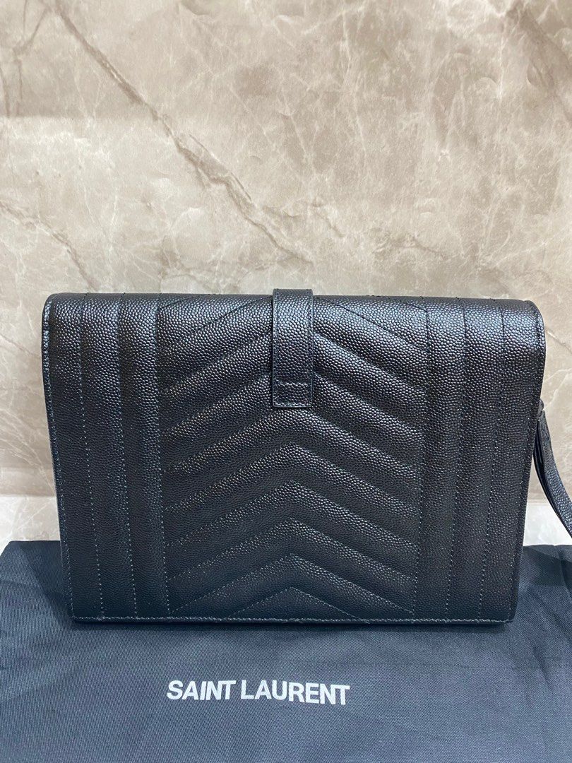 Ysl envelope pouch black ghw 2022 Size : 21x16cm Box, dustbag, booklet ...