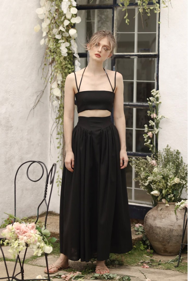 Zoo Label Zeta Set in Medium, Women's Fashion, Dresses & Sets, Sets or ...