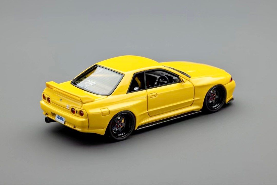 1/64 The Laboratory Garage Active R32 Widebody GT-R Yellow Exclusive ...