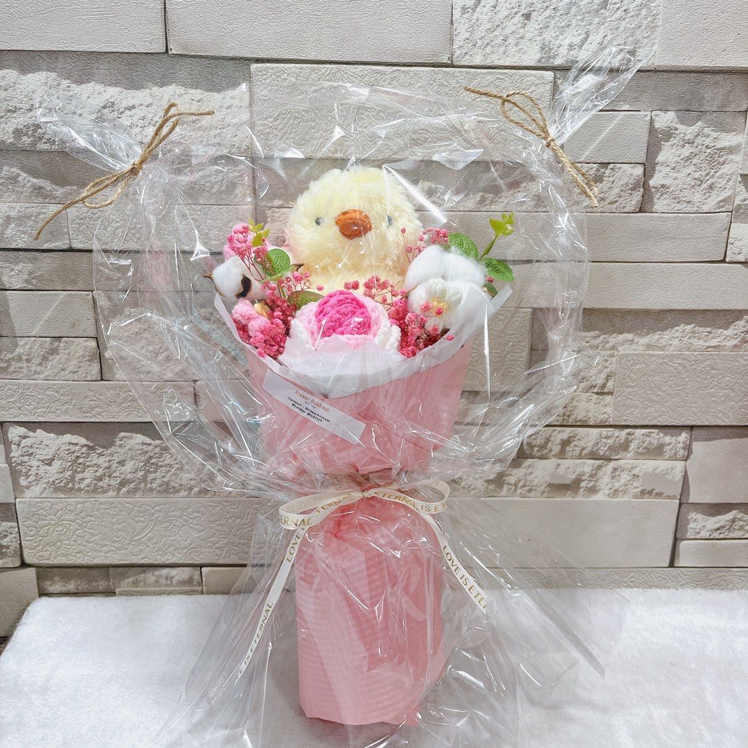 🐥 Duck Flower Bouquet Crochet Rose Flower Bouquet Birthday Graduation ...