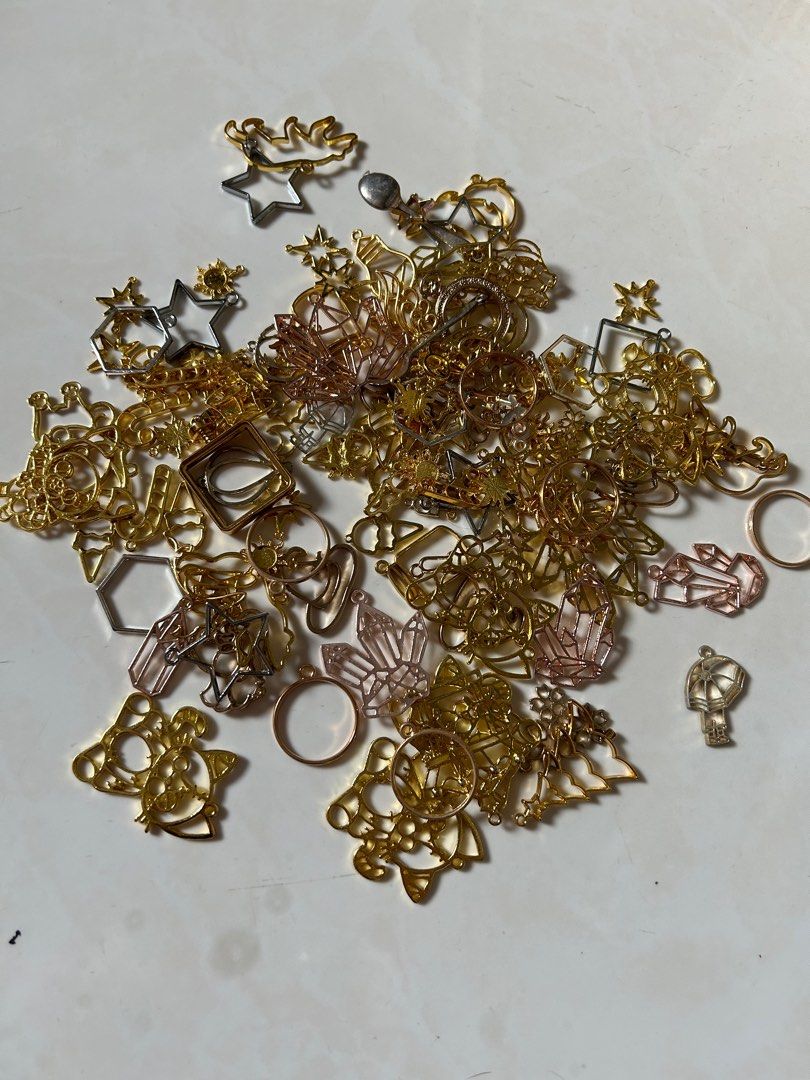 Assorted resin bezels, Hobbies & Toys, Stationery & Craft, Handmade ...