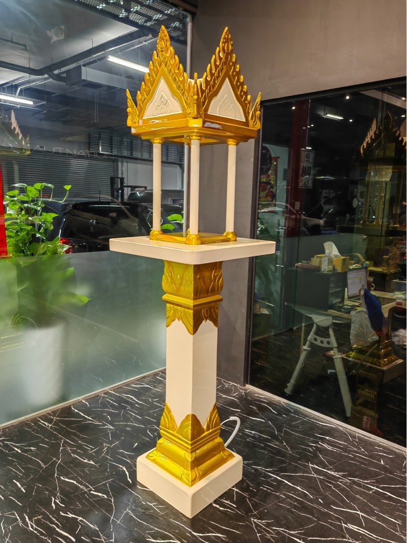 Buddhist altar & Thai altar , Hobbies & Toys, Memorabilia ...