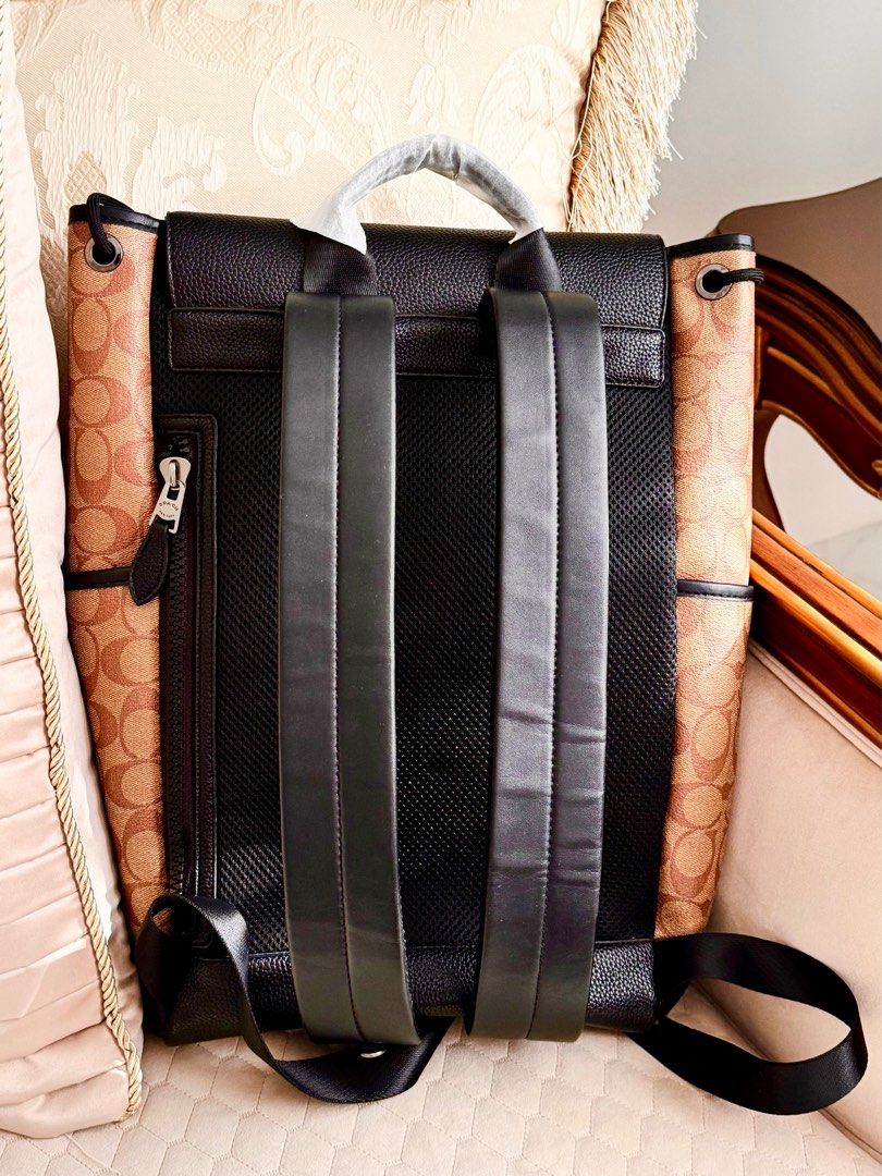 Coach X Jean Michel Basquiat Backpack, Luxury, Bags & Wallets on Carousell