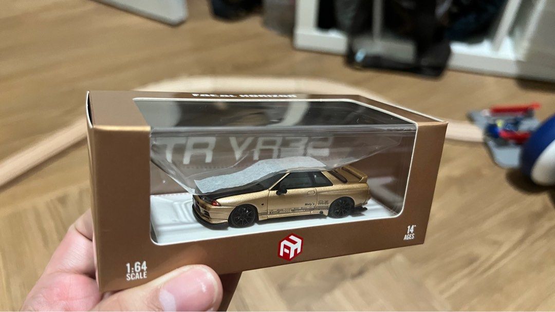 Focal Horizon Nissan Skyline GTR R32 Top Secret 1/64, Hobbies & Toys ...