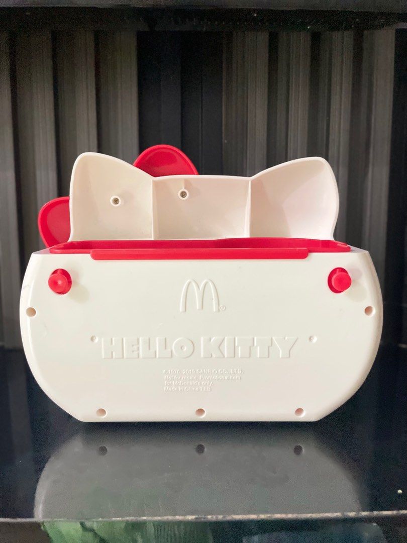 Hello kitty carrier, Toys & Collectibles, Lainnya di Carousell