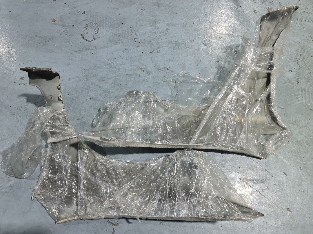 Honda Civic FD2R Original Fenders, Boot and Rear Spoiler, Car ...