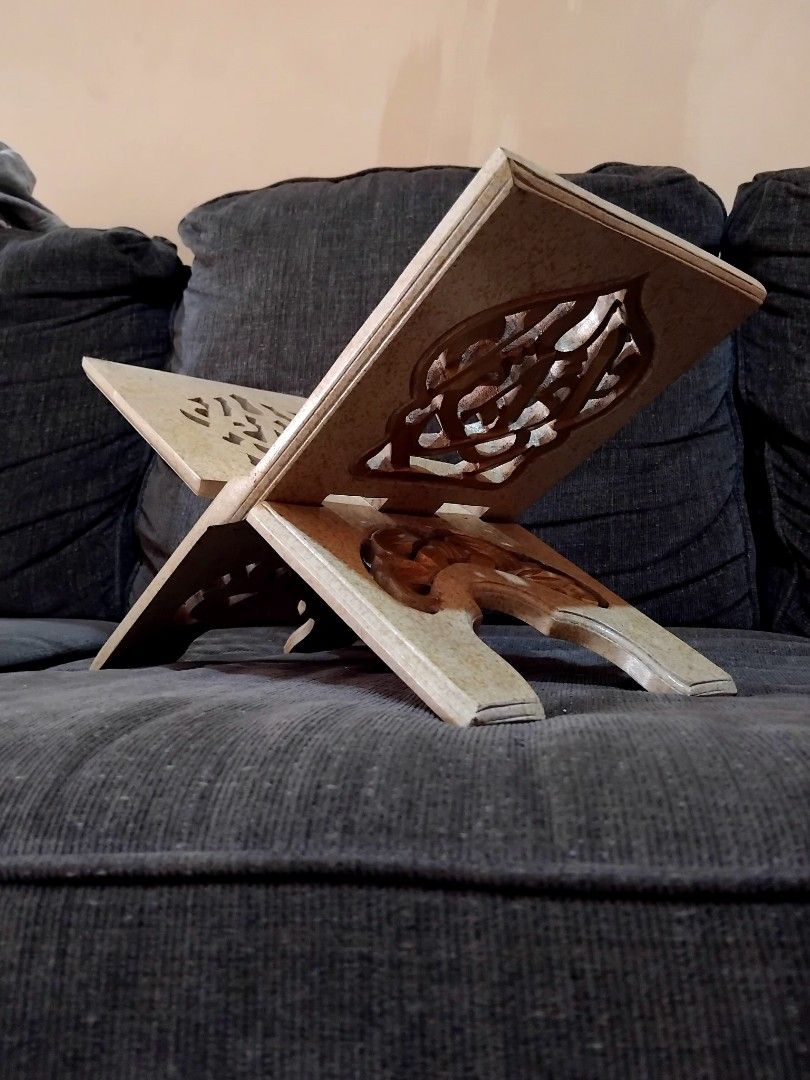 KAYU JATI ASLI ! Rekal Alquran Meja Tatakan Al'Quran Quran Putih Krem ...