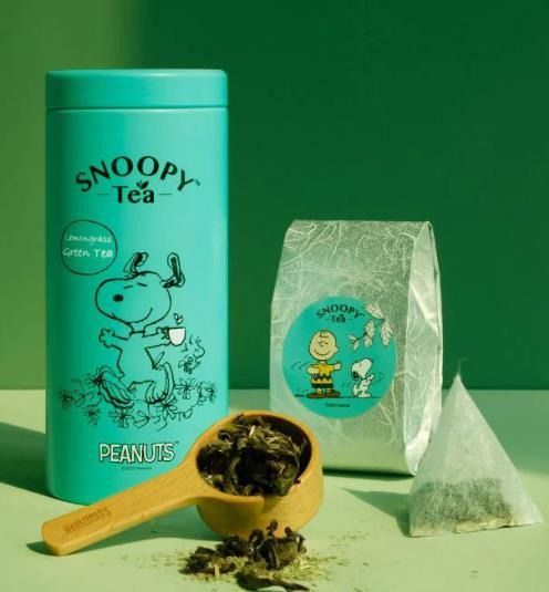 Licensed Peanuts Snoopy Lemongrass Green Tea Set, Food & Drinks ...