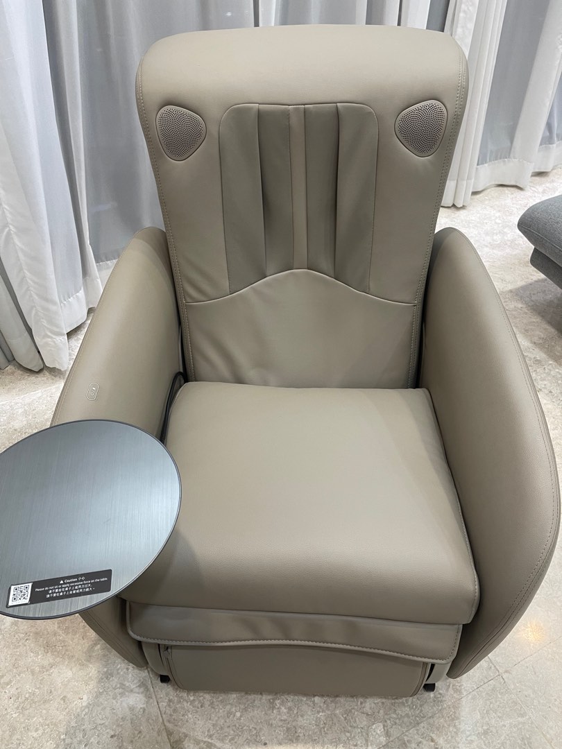 Osim Udiva 3 massage chair, Furniture & Home Living, Furniture, Chairs ...