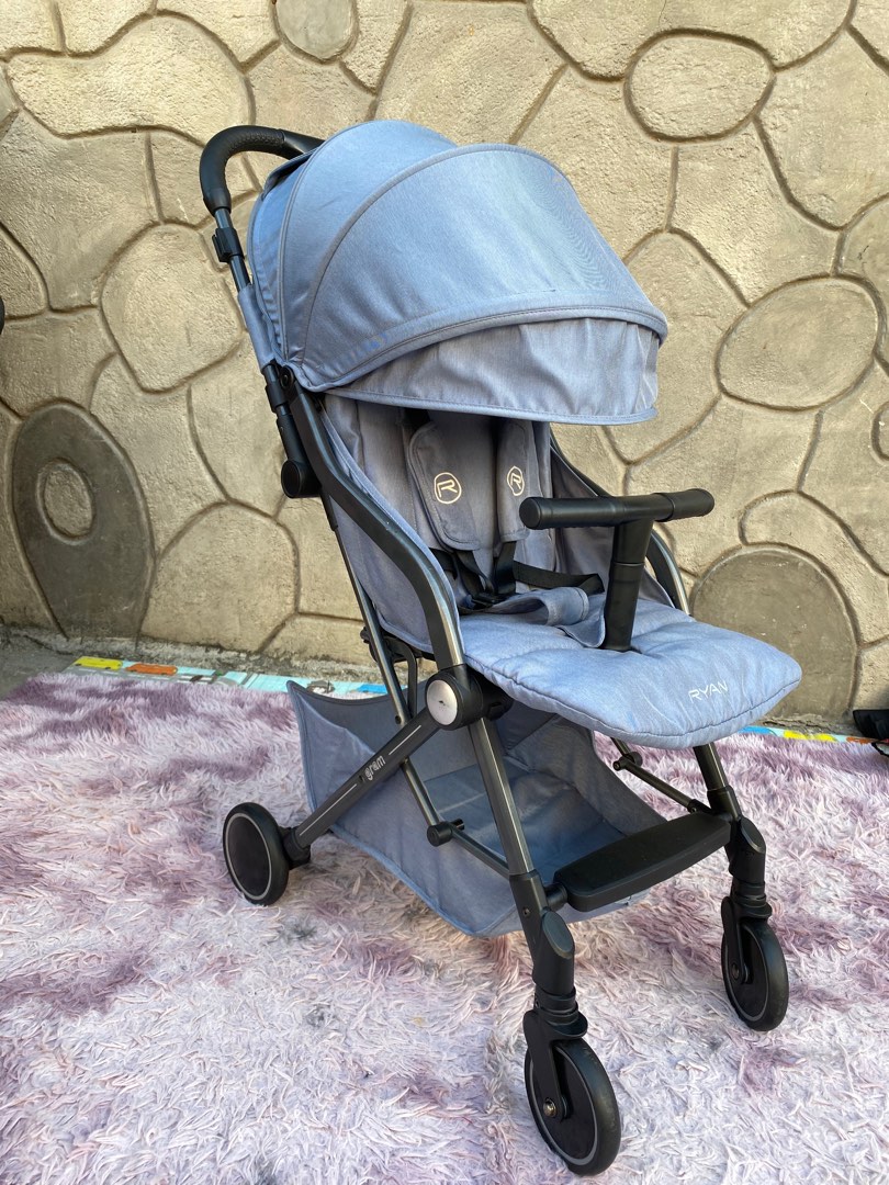 Ryan Gram Compact Stroller, Babies & Kids, Going Out, Strollers on ...