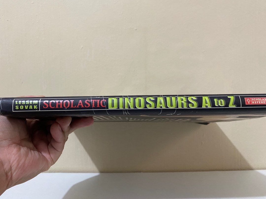 Scholastic Dinosaurs A to Z : The Ultimate Dinosaur Encyclopedia ...