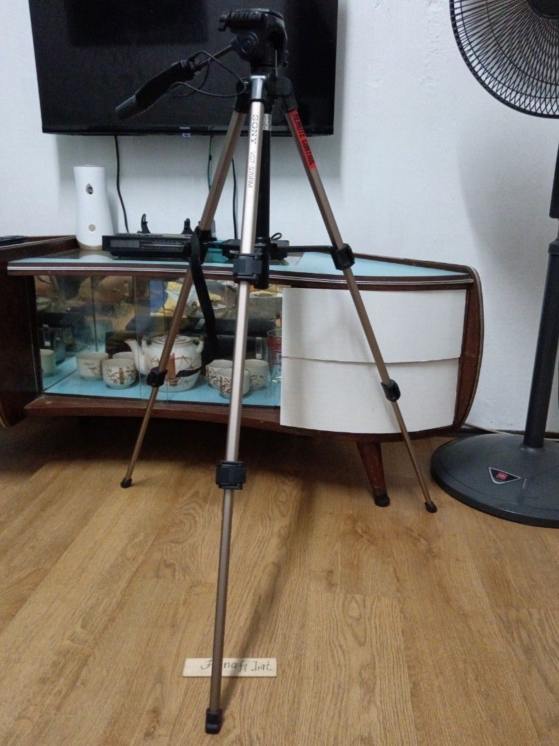Sony Vct - 570rm tripod on Carousell