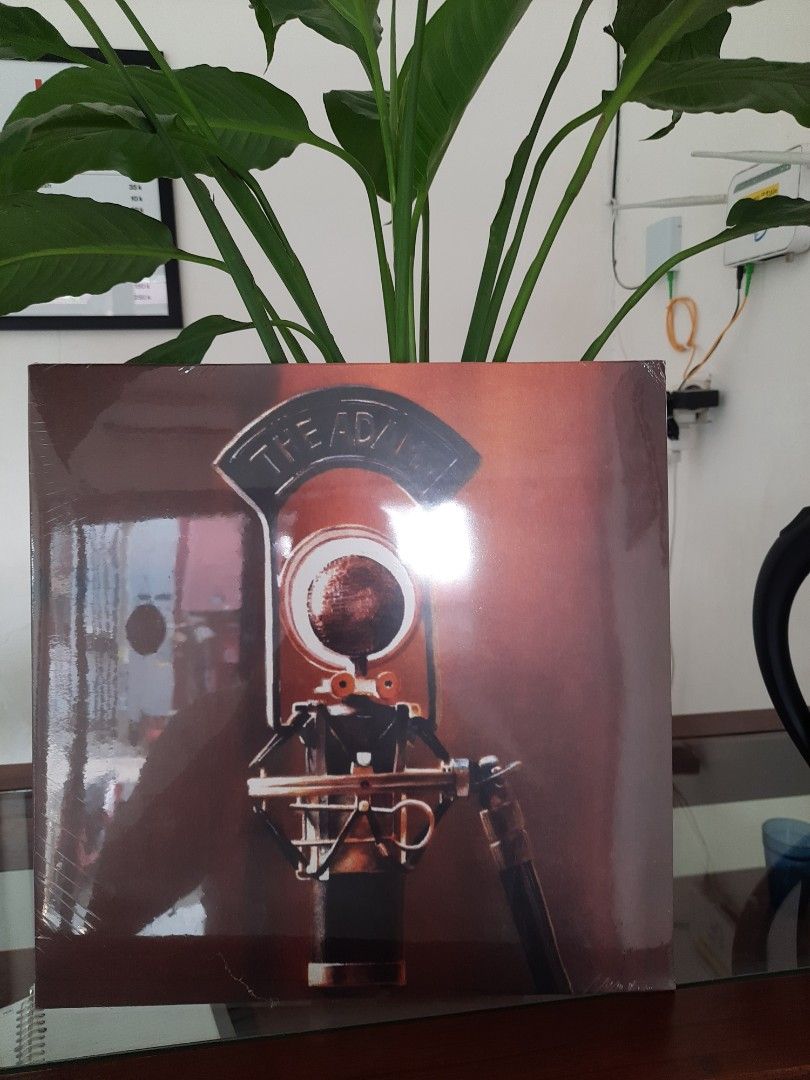 The Adams - V2.05 12” Black Vinyl, Musik & Media, CD, DVD & Lainnya di ...