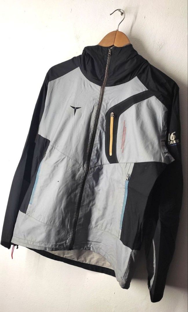 TREKSTAR TECHNICAL OUTDOOR PERFORMANCE WATERPROOF WINDBREAKER JACKET ...