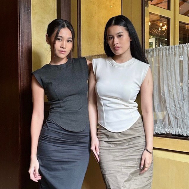 TwentyEra Elle Top BROKEN WHITE SIZE S not duma anain bershka ...