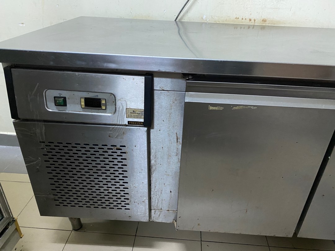 2 Door Table Chiller, TV & Home Appliances, Kitchen Appliances ...